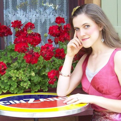 Ruth Nelson, Editor | Reedsy